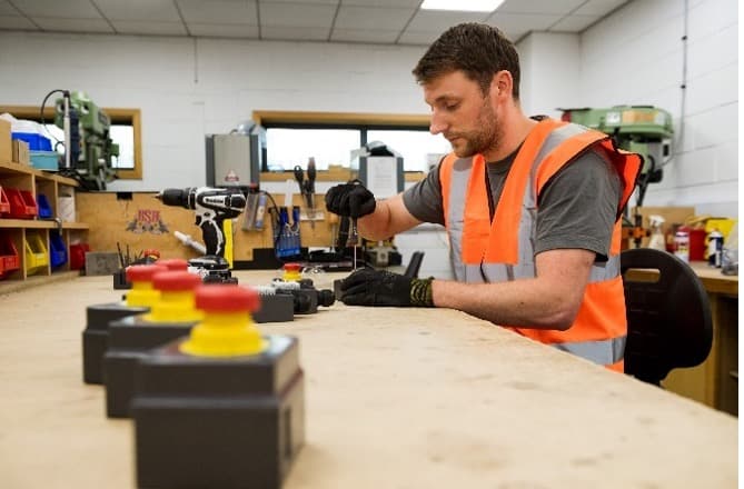 MacLean International: Certified Workshops for Hazards & Industry